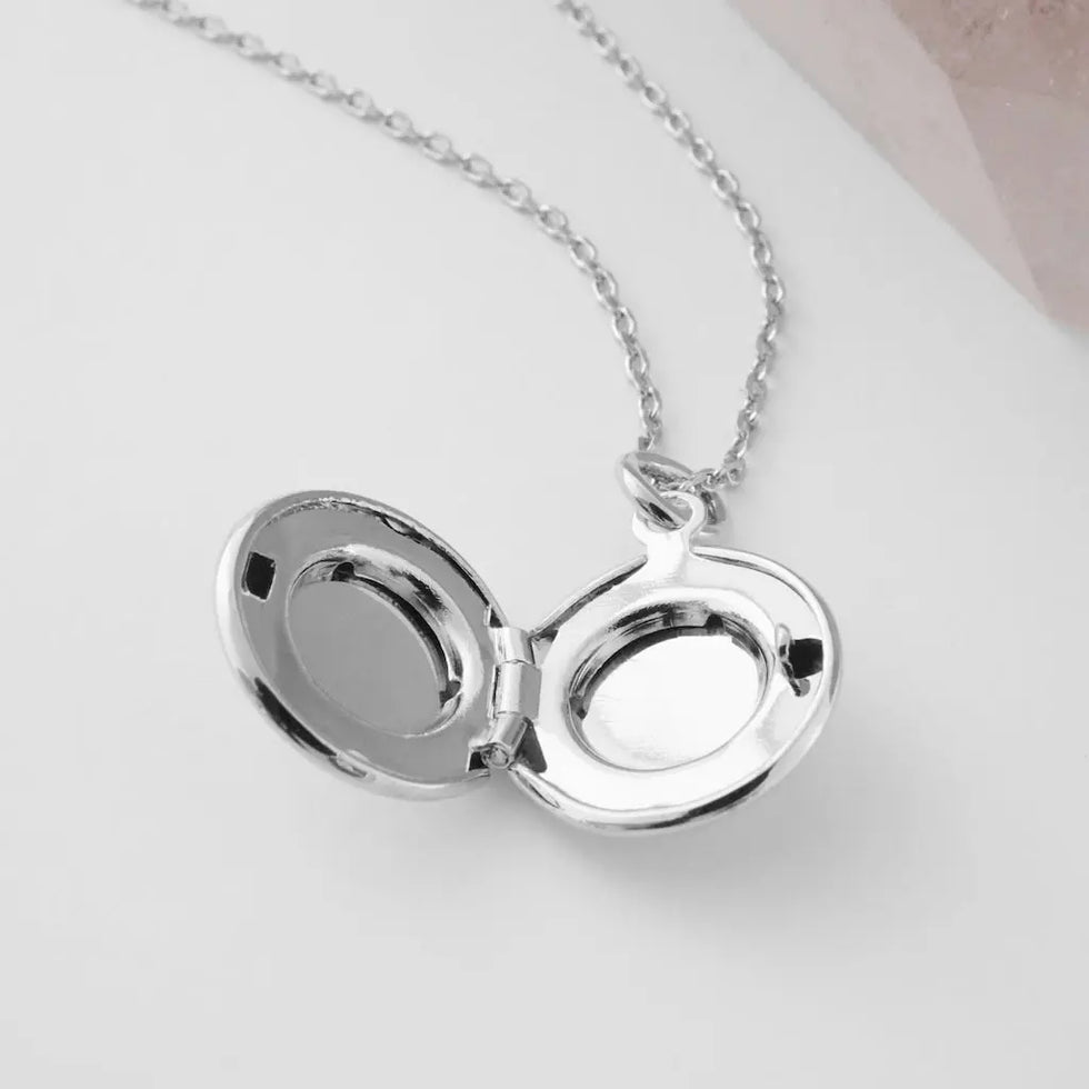 Keepsake Locket | Bestselling bc you love your babe's faces – Honeycat ...