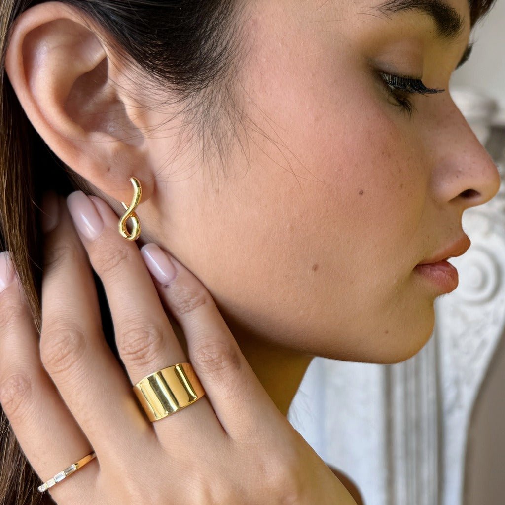 Playful Loopty Loo Hoops - Stand Out Style! – Honeycat