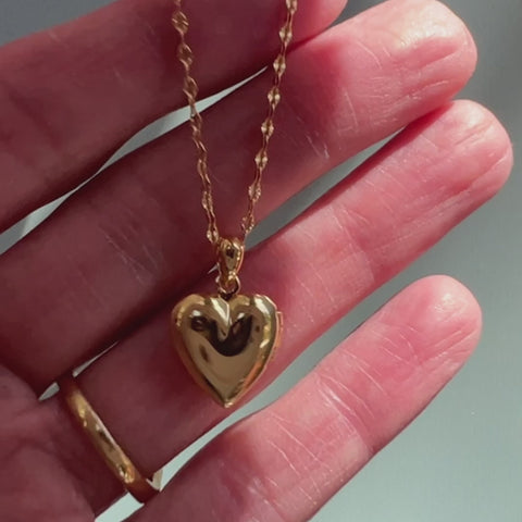 Ugh SO Darling Heart Locket on a Shimmering Chain – Honeycat Jewelry